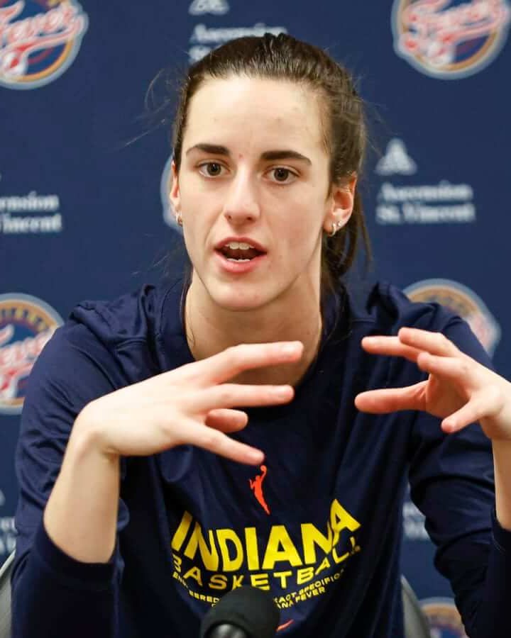 Caitlin Clark’s Diamond Chain: A Sparkling Symbol of Success and ...